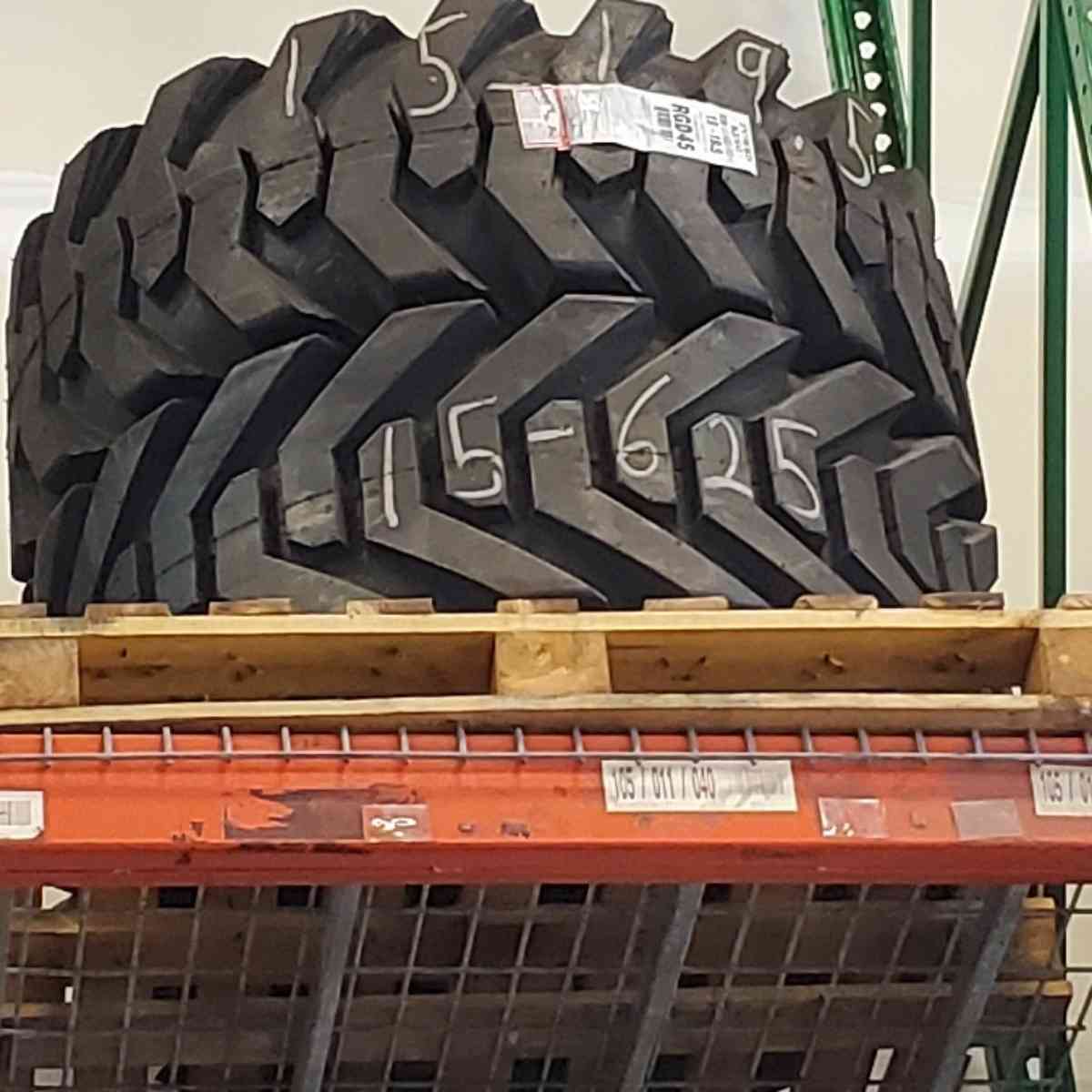 15-625 OTR Outrigger – Tires Today